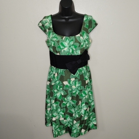Kay Unger | Dresses | Kay Unger New York Womens Size 6 Silk Dress Fit ...